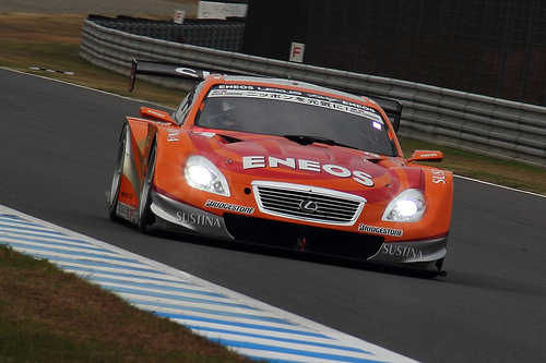 【SGT】2013最終戦もてぎ：ENEOS SUSTINA SC430が今季初PP！タイトル争いは波乱の展開に - 観戦塾観戦塾